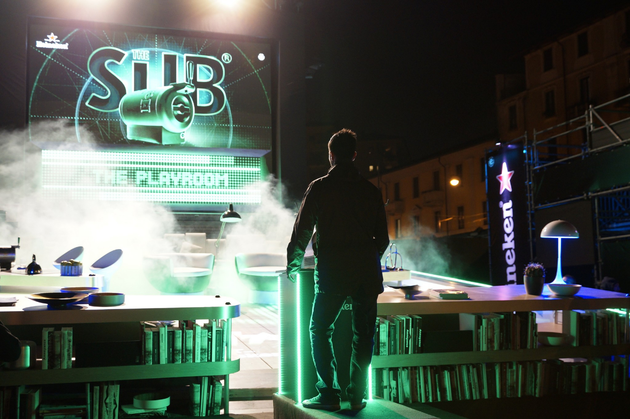 Heineken e THE SUB Living Room | Il flipper più grande del mondo