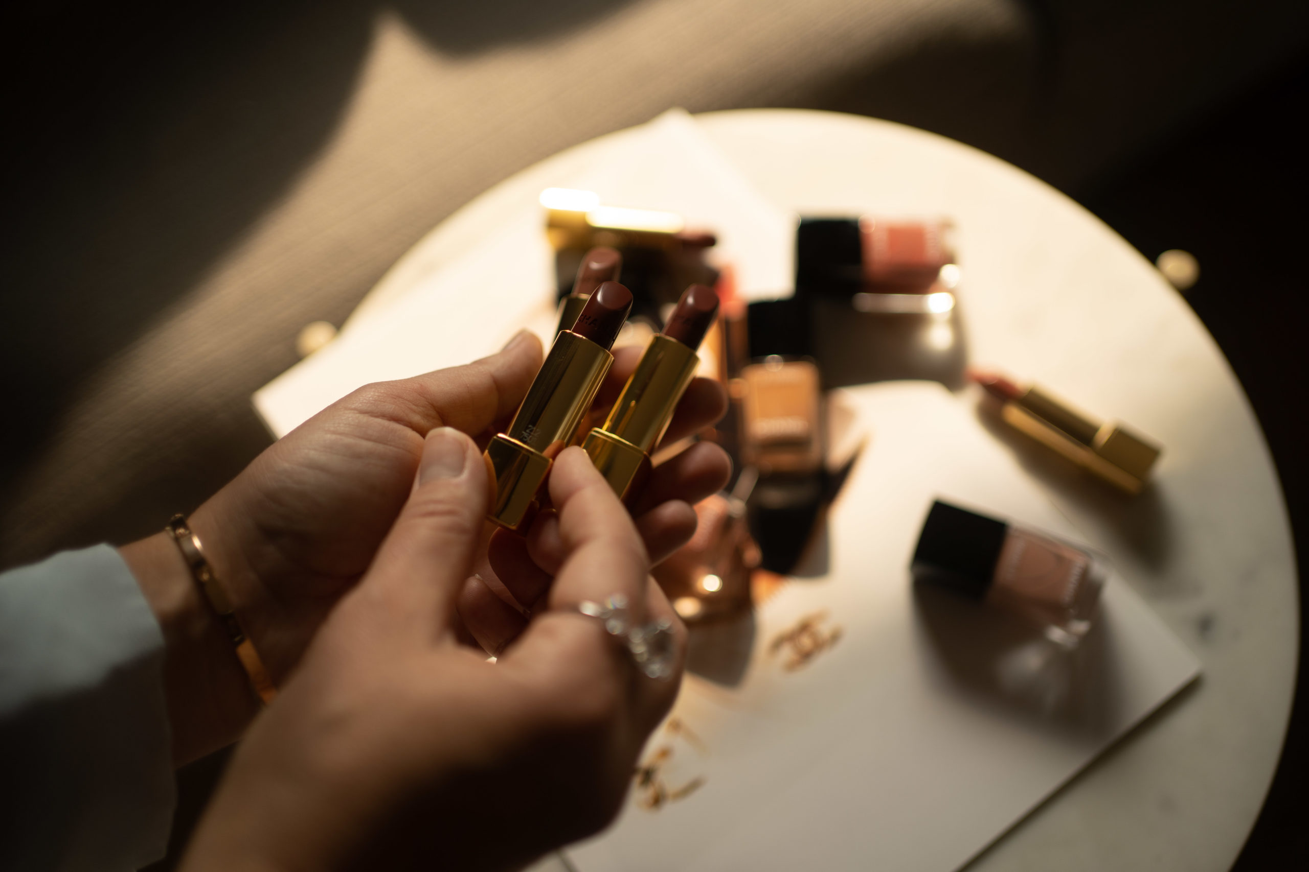 Les Accords de Chanel make up AI 2022 - TheOldNow Magazine